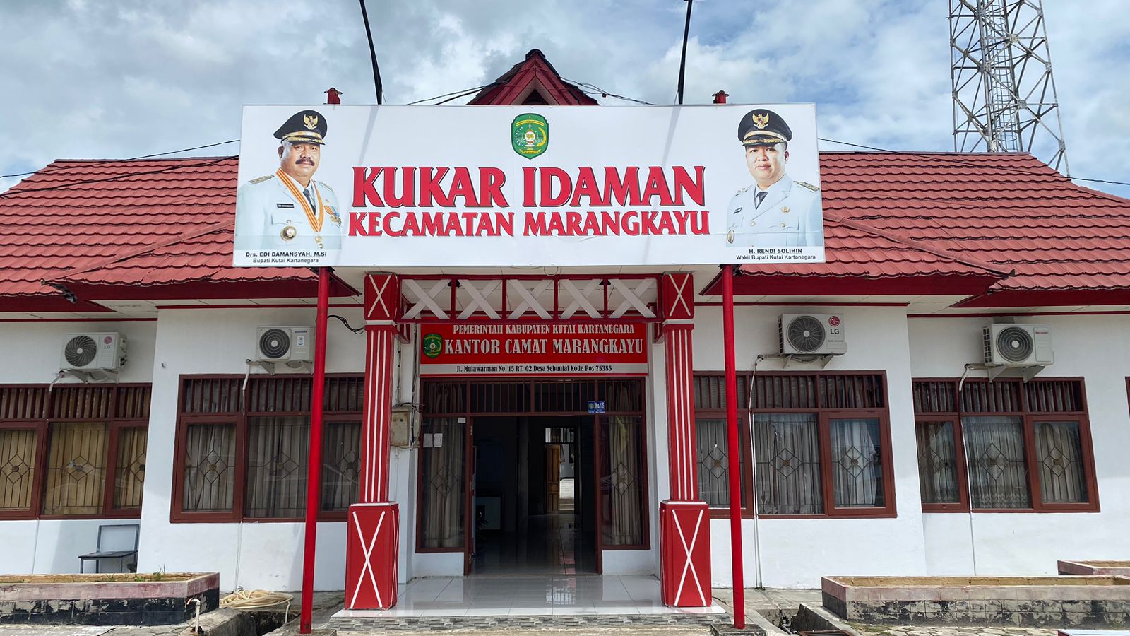 LETAK GEOGRAFIS